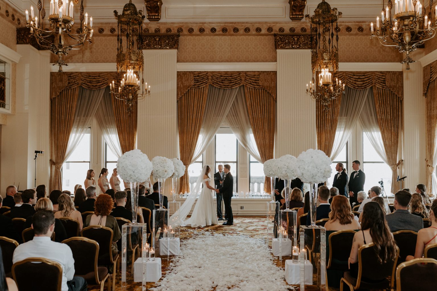 The Good, Bad & Ugly Of Having A Pfister Hotel Wedding - Indigo Sahara