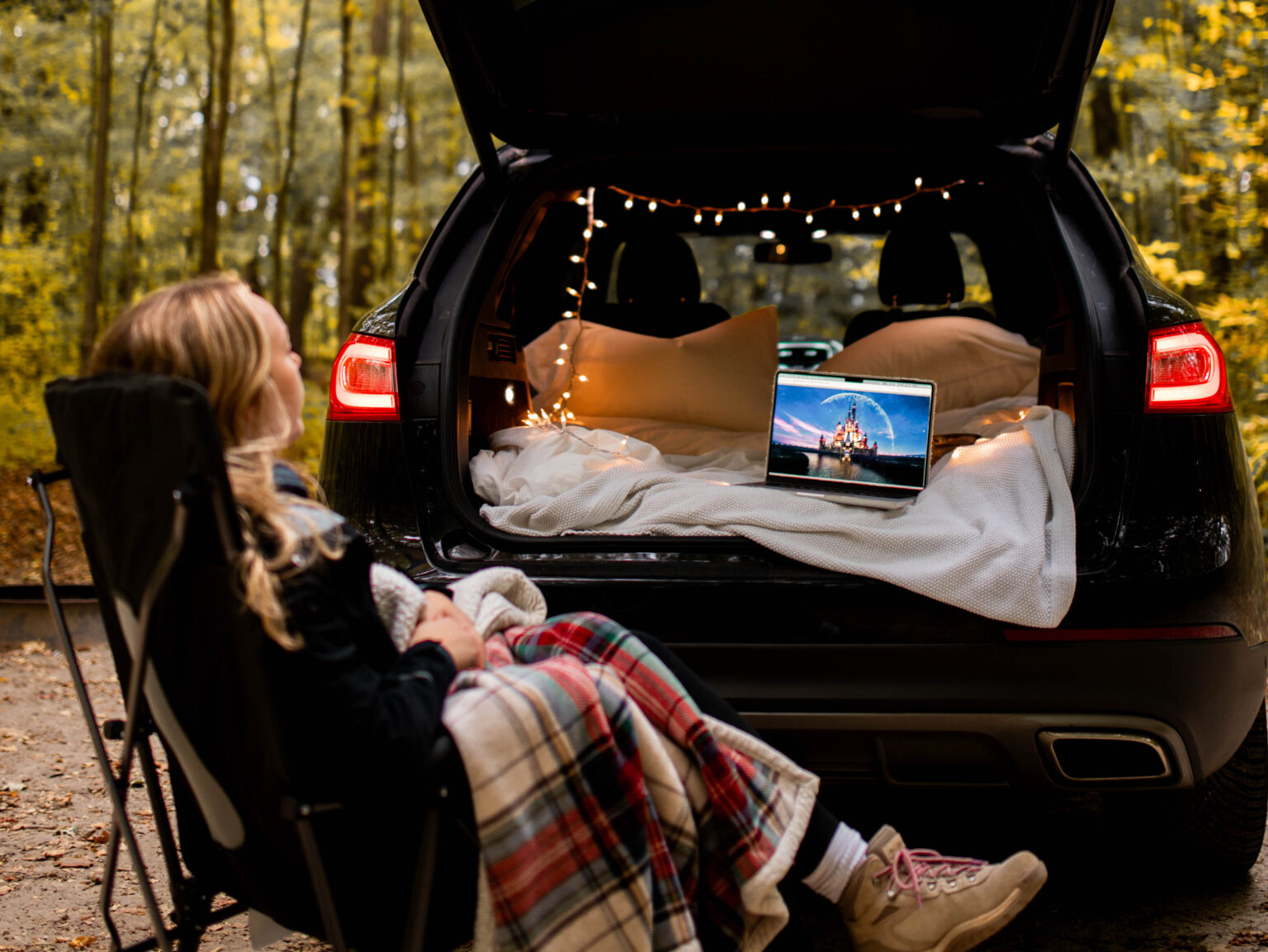 Best SUV Camping Setup For Maximum Comfort - Indigo Sahara